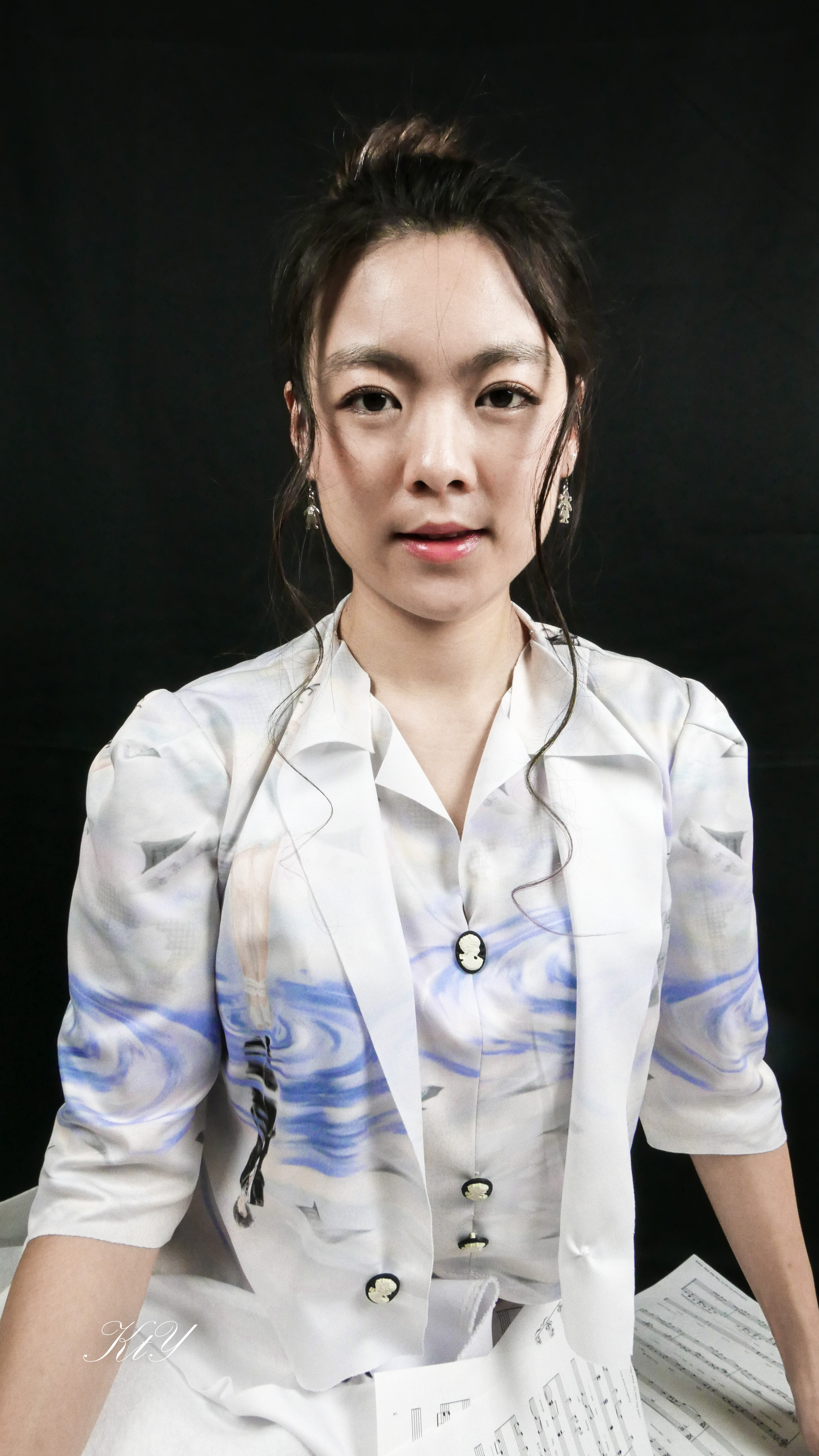 Remembrance – Art by Physicist Kitty Yeung